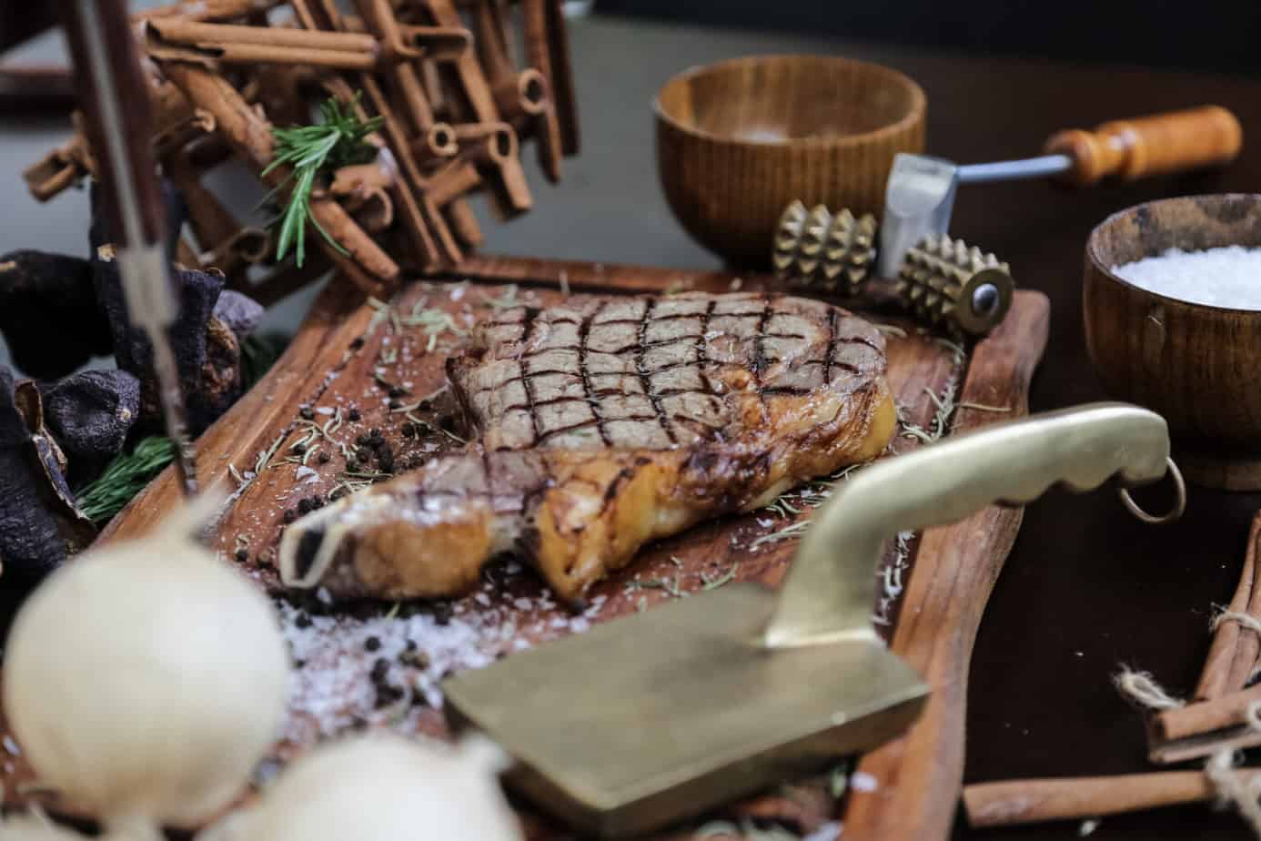 What Is T-Bone Steak: Guide To T-Bone Steak